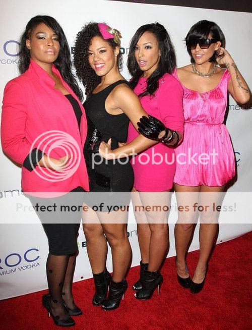 Electrik Red attend the eWorld Music Awards | Lipstick Alley